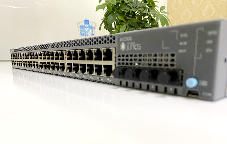 Juniper EX2300-48T 48 port Port 10/100/1000BaseT 4 SFP/SFP+ Uplink Ports